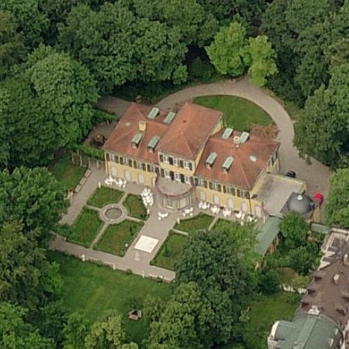 Suresnes Palace in Munich, Germany (Google Maps)