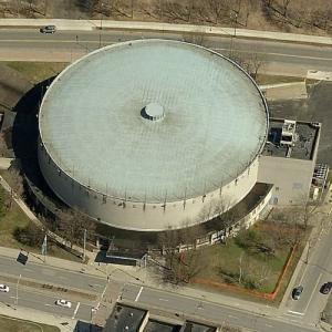 Utica Memorial Auditorium in Utica, NY - Virtual Globetrotting