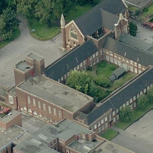Hall Cross Academy in Doncaster, United Kingdom (Google Maps)