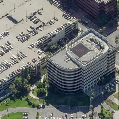 Elevator burn victim ("Dexter") in Long Beach, CA - Virtual Globetrotting