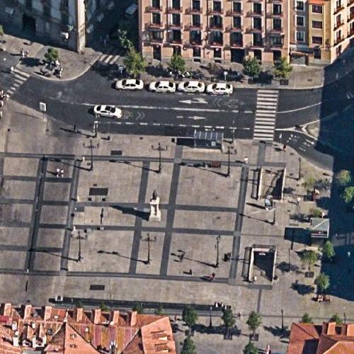 Plaza de Isabel II in Madrid, Spain (Google Maps)