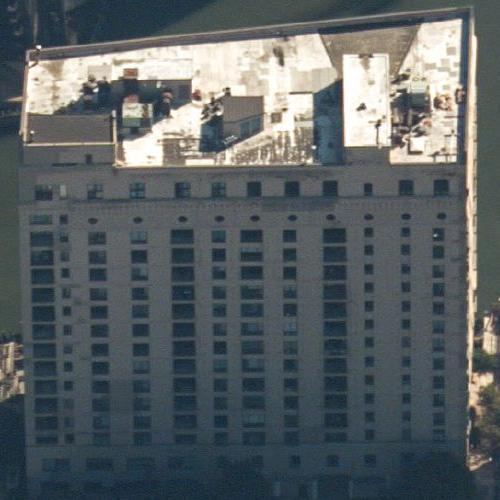 Fulton House in Chicago, IL (Google Maps)