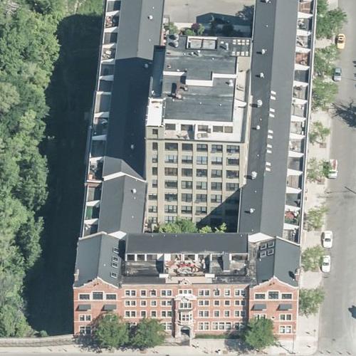 Frederick Stearns Building in Detroit, MI (Google Maps)