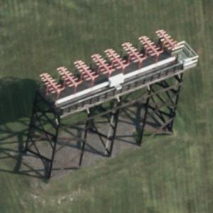 Precision approach path indicator in Augusta, ME - Virtual Globetrotting