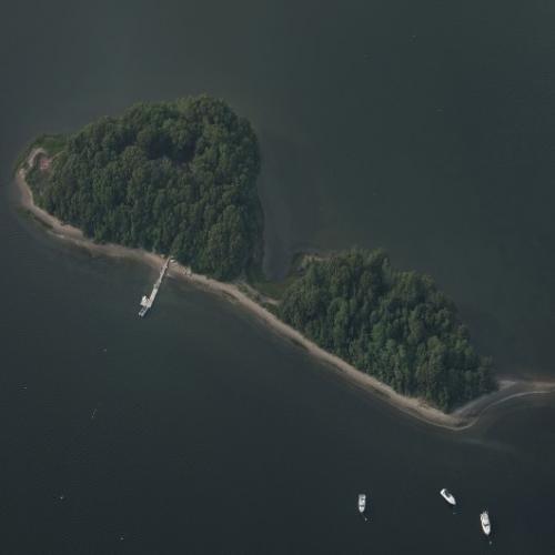Spectacle Island in Tiverton, RI - Virtual Globetrotting