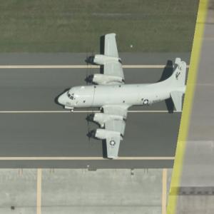 Boeing P-3 Orion taxiing in Jacksonville, FL - Virtual Globetrotting