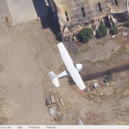 Airplane in flight in Chandler, AZ (Google Maps)