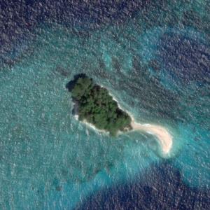 Emar Island in Inanwatan, Indonesia - Virtual Globetrotting