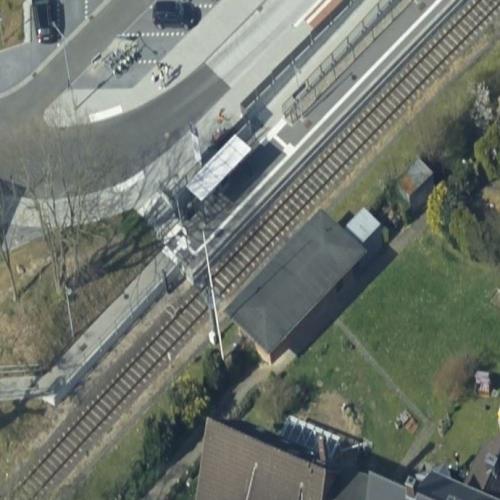 Kiel-Oppendorf railway station in Kiel, Germany - Virtual Globetrotting