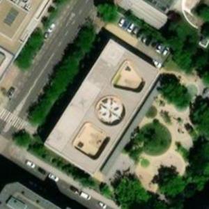 Giant Shape Sorter in Budapest, Hungary - Virtual Globetrotting