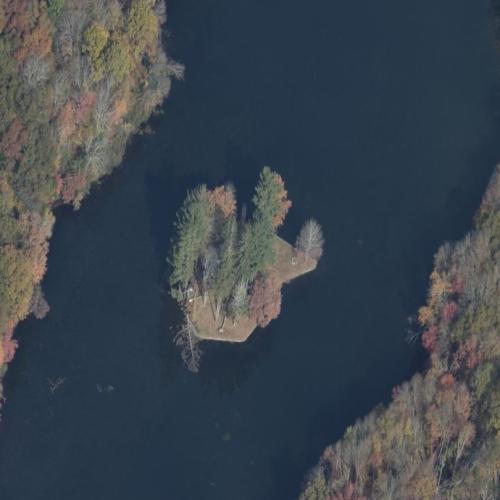 Carrington Pond in Oxford, CT (Google Maps)