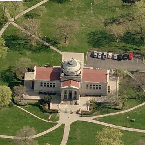 Gilbert M. Simmons Memorial Library in Kenosha, WI - Virtual Globetrotting