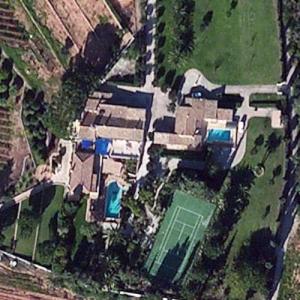 Cliff Richard's House in Guia, Portugal - Virtual Globetrotting