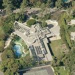 Lawrence Weinberg's House in Beverly Hills, CA (Google Maps)